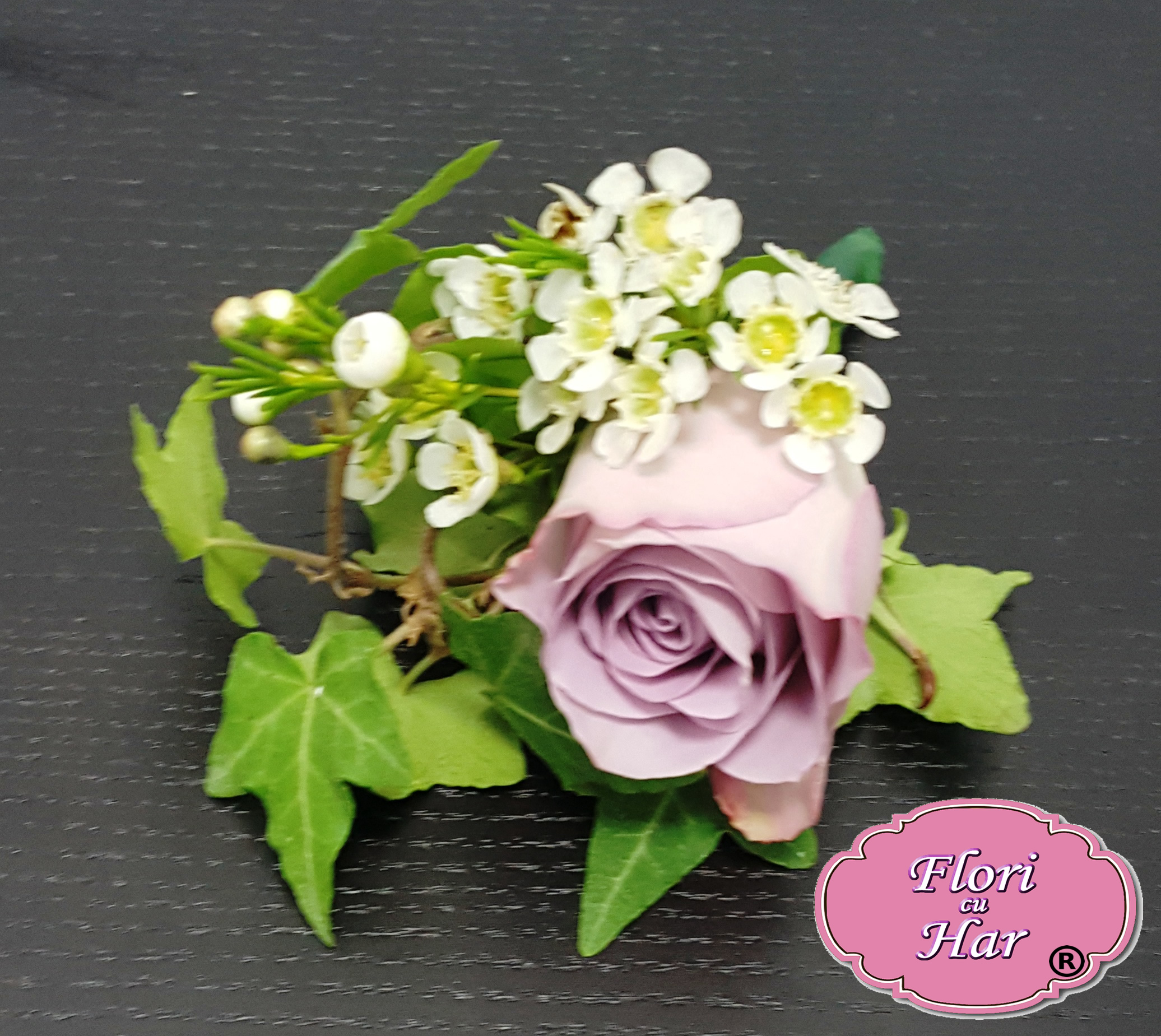 Cocarda C13 - Flori cu Har